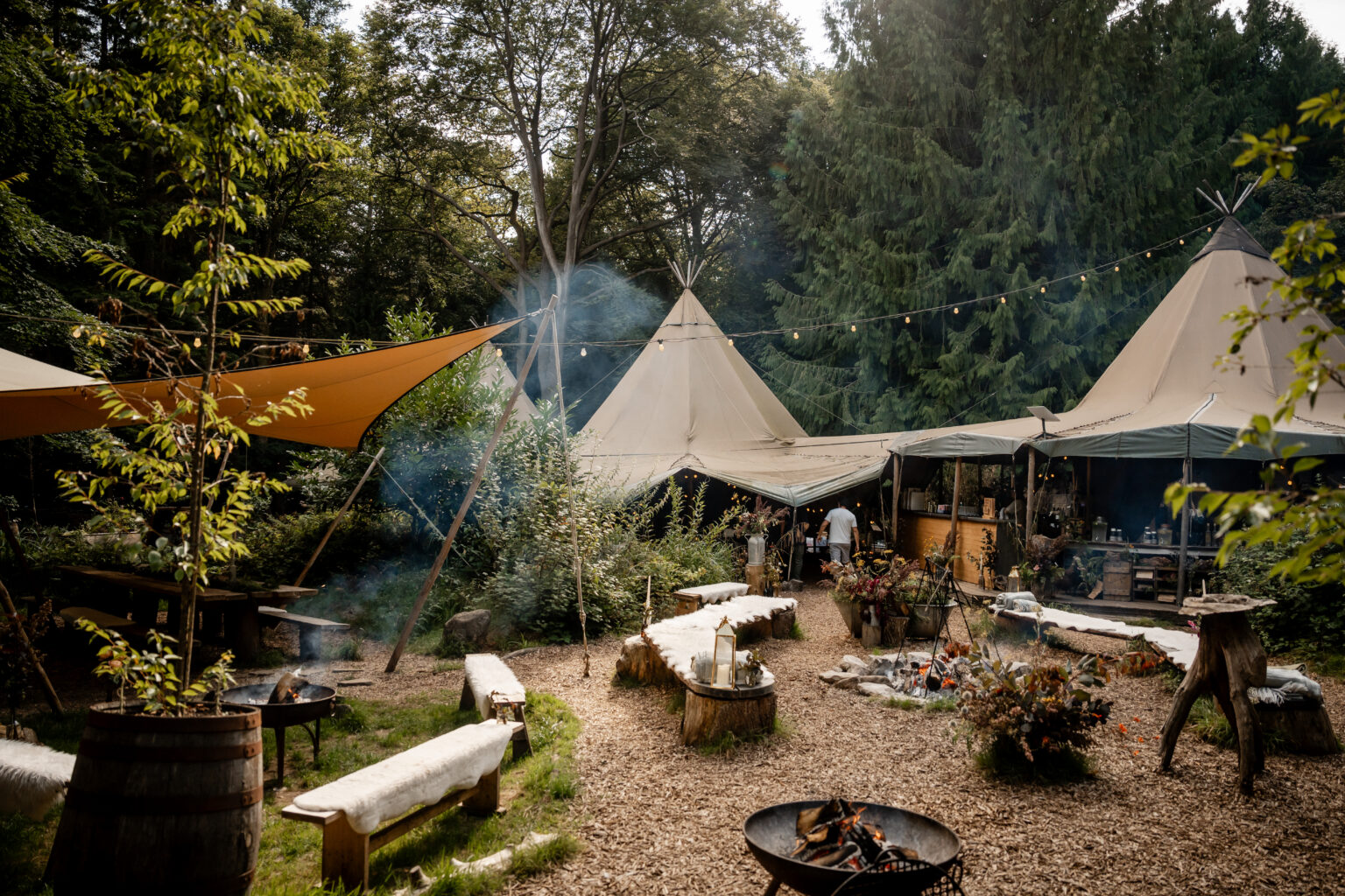 Experience Nomadic | Woodland Feasts Close to London
